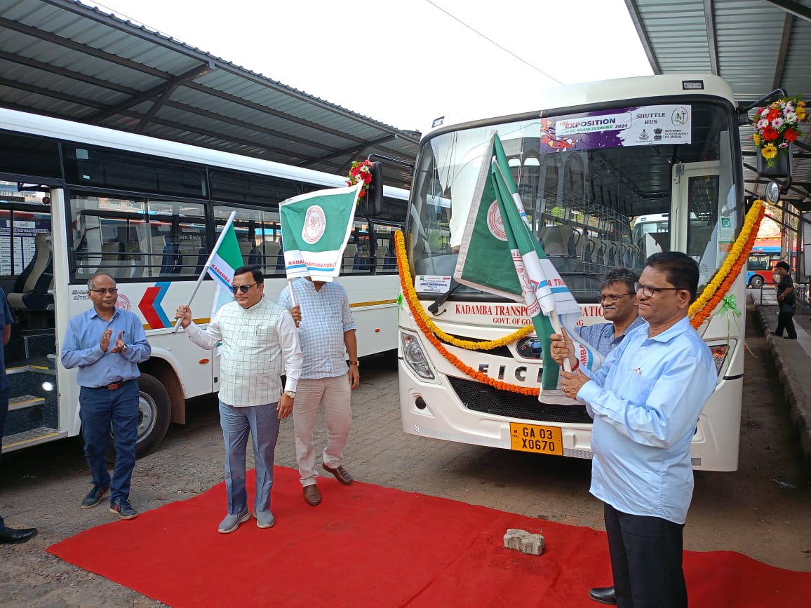 Inauguration and flagged off of five new ultra modern KTCL buses for ...